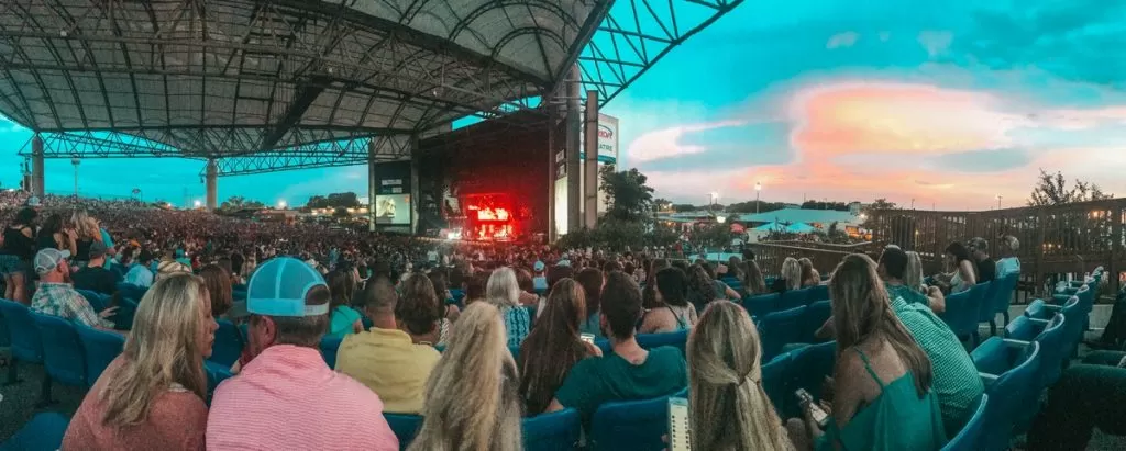 9 Awesome Tampa Concert Venues 2026